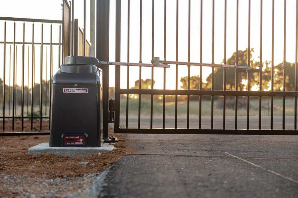 Liftmaster CSW24UL Swing Gate Opener - Ornamental Fence Products